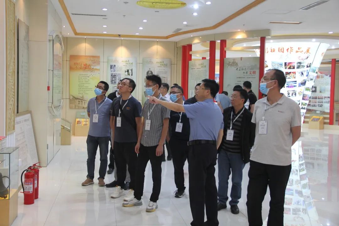校长谈三研丨因缘而执子之手共担教育之责任 三研基地